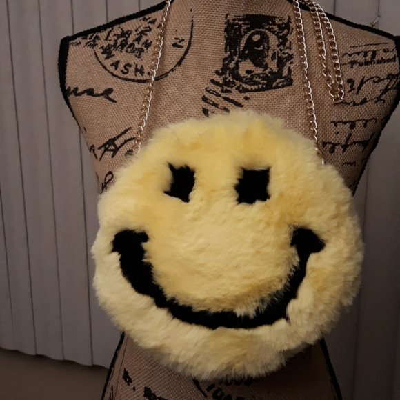 Olivia Miller | Bags | Nwt Furry Smiley Face Purse | Poshmark